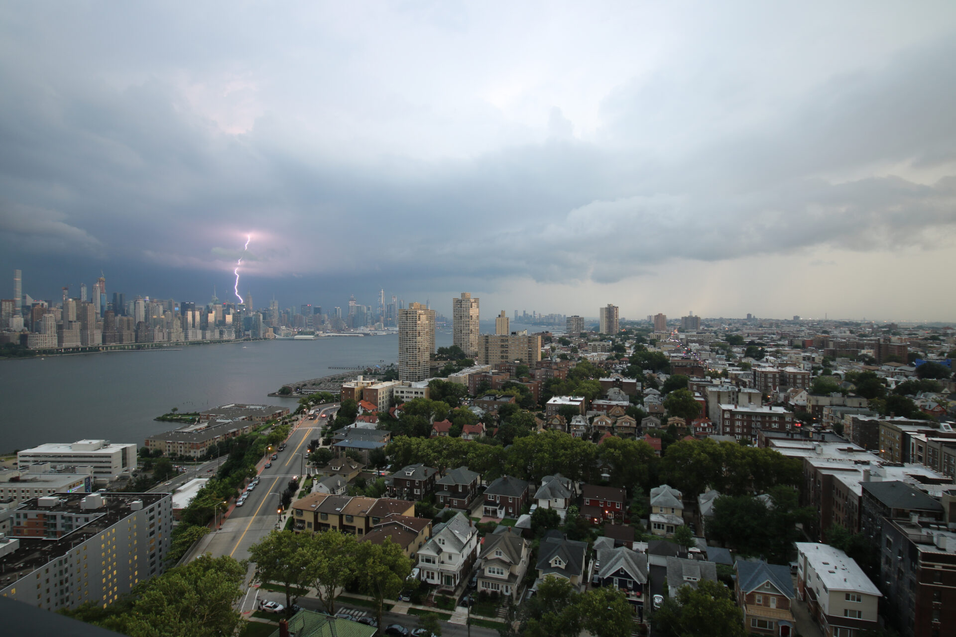 When Lightning Strikes: How to Keep Safe During a Storm - NJ Family