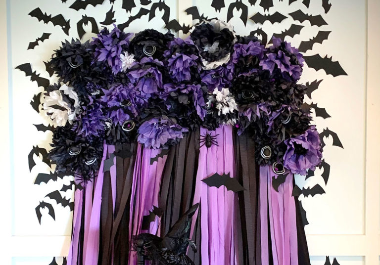 This DIY Halloween Backdrop Will Transform Your Pics - NJ Family