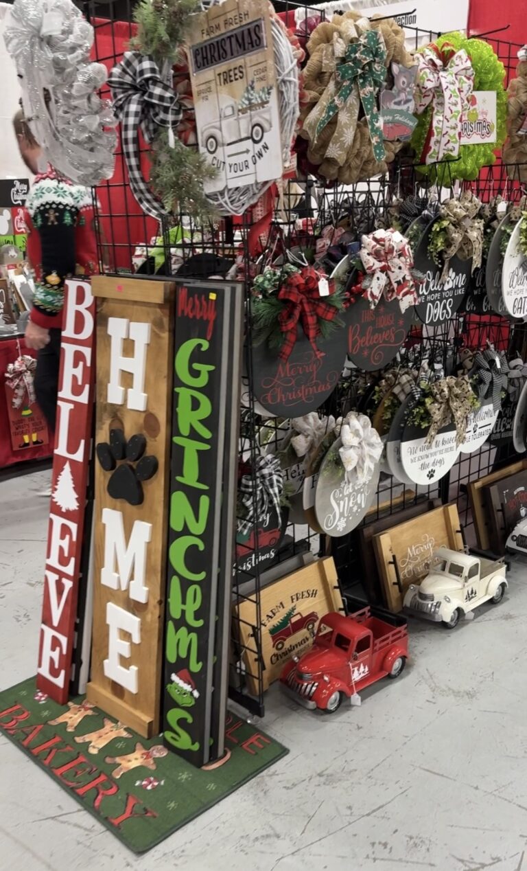 Meet Your Favorite Holiday Movie Stars at Christmas Con - NJ Family