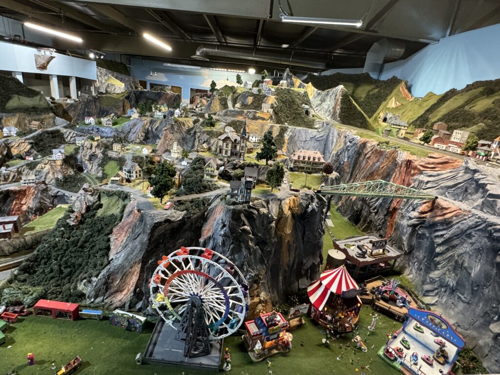 The World's Largest Miniature Train Museum in Hunterdon County is a ...