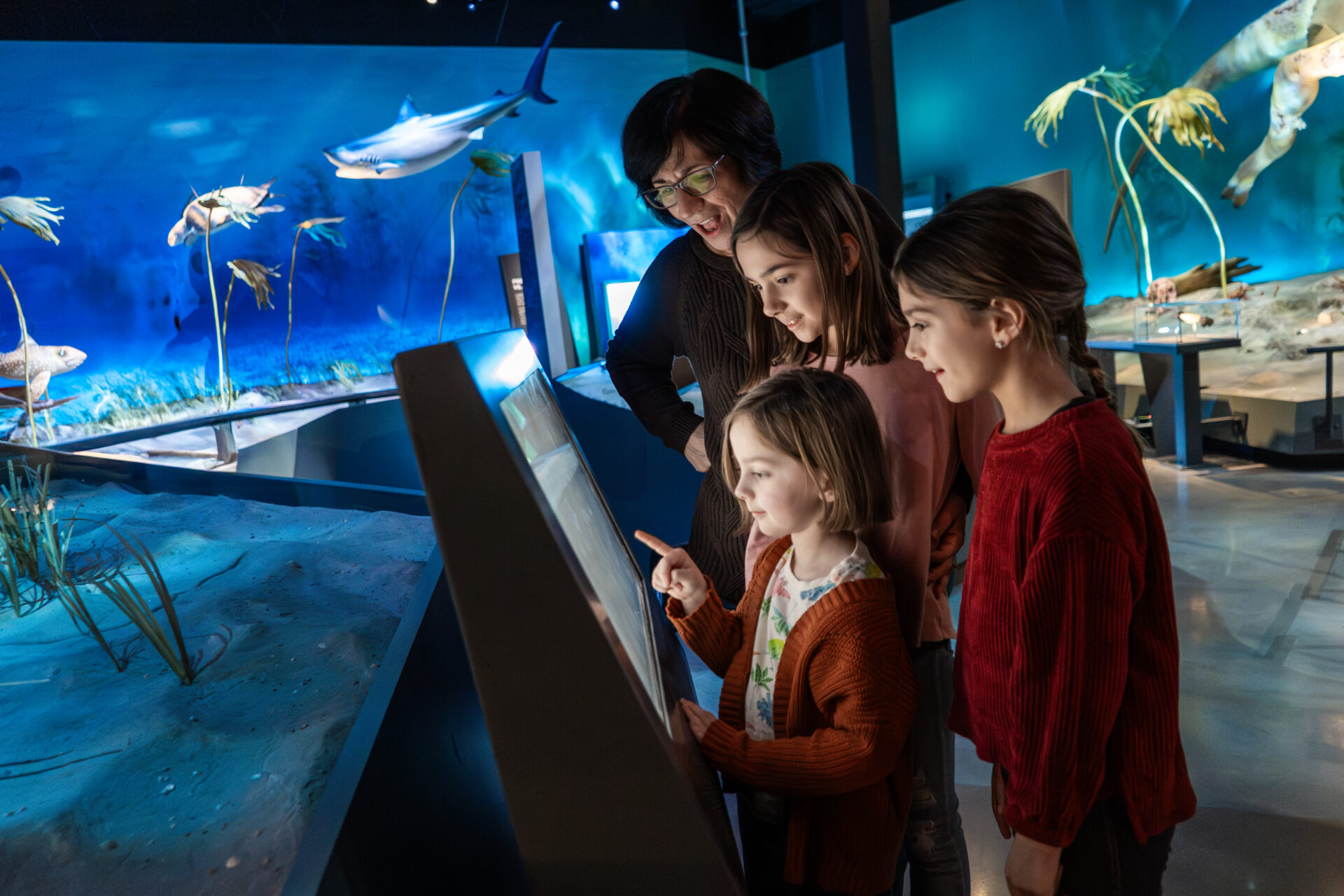 A Massive Dinosaur Fossil Museum Is Coming to NJ in March + Tickets Are ...