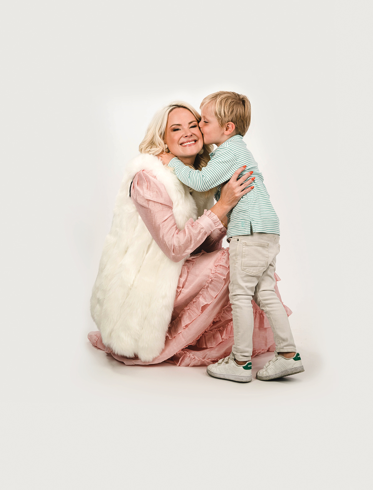 Style Influencer Teggy French is Bringing Back Old-School Glam - NJ Family