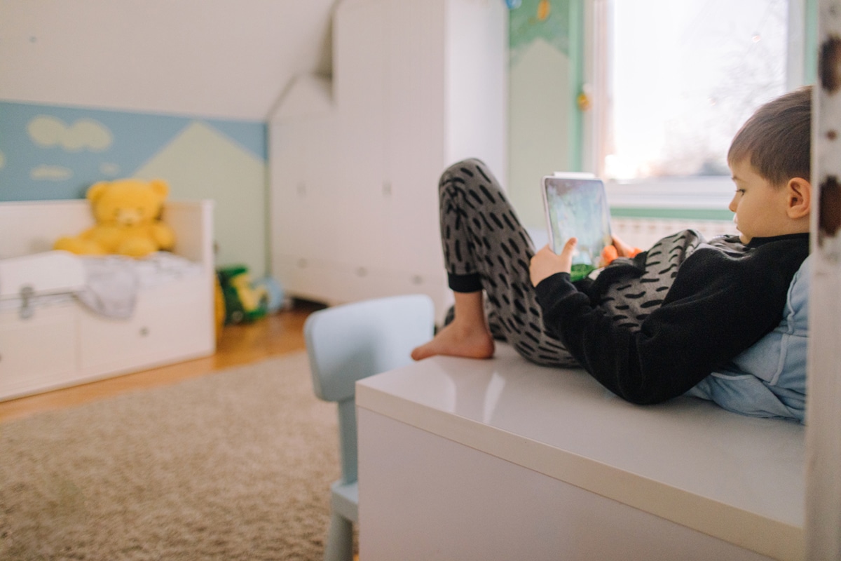 An Illinois School District Is Banning Students from Wearing Pajamas ...