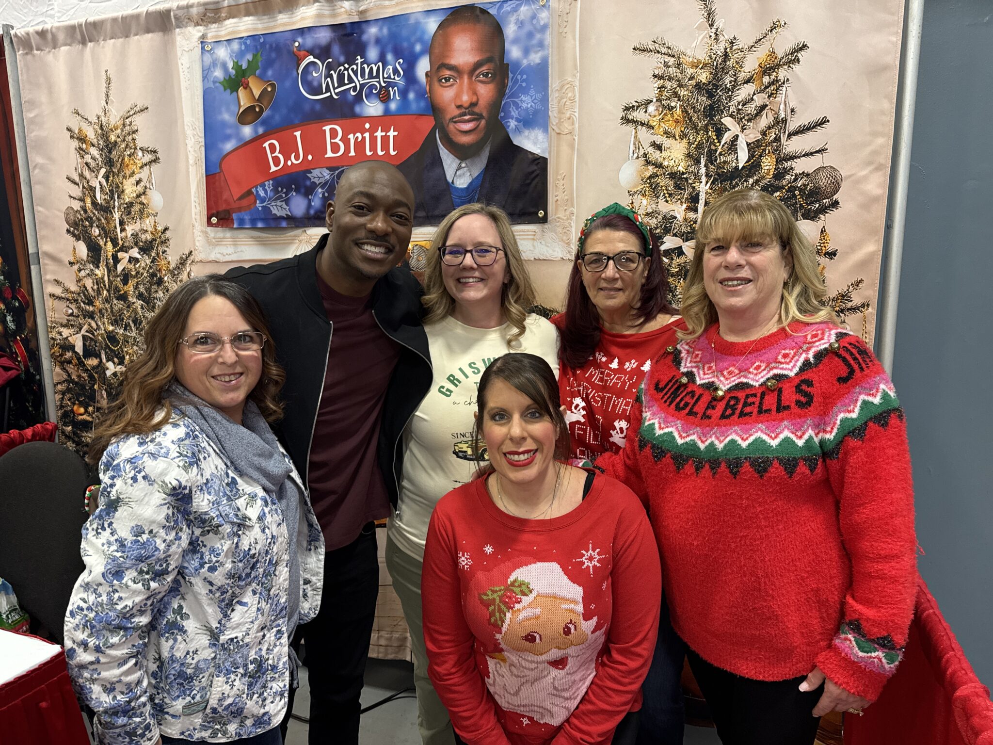 Meet Your Favorite Holiday Movie Stars at Christmas Con - NJ Family