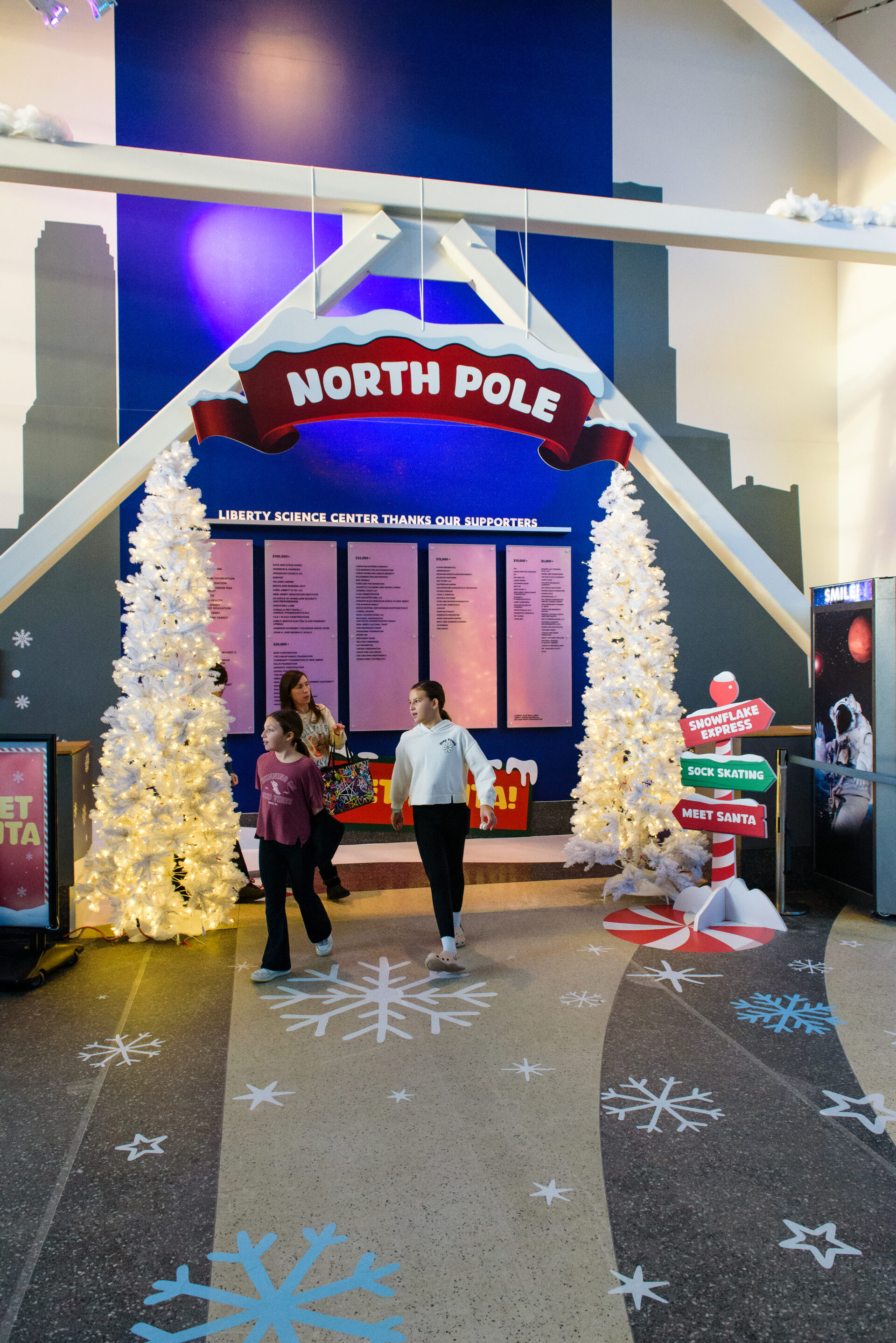 A Visit to Liberty Science Center During the Holidays Hits Different ...