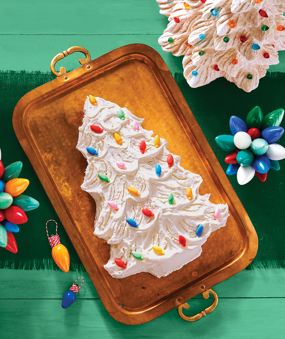 This Vintage Christmas Tree Sheet Cake Will Win Holiday Dessert Time ...