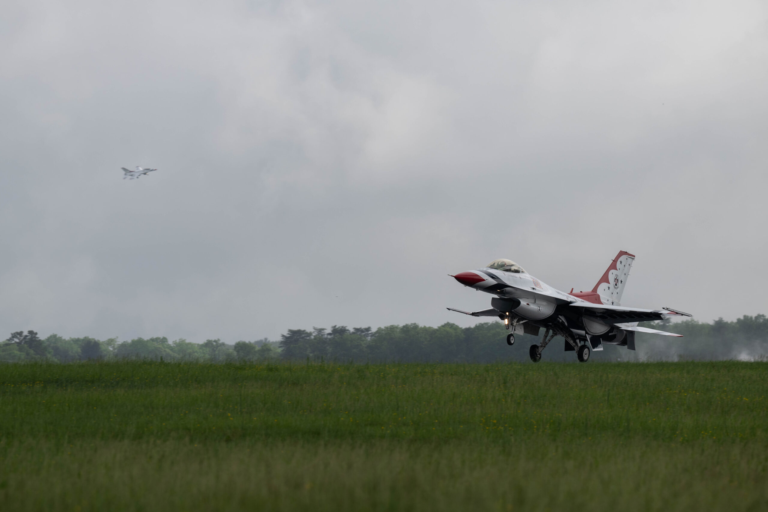 Power in the Pines Airshow 2025: Thrilling Aerial Performances at Joint ...