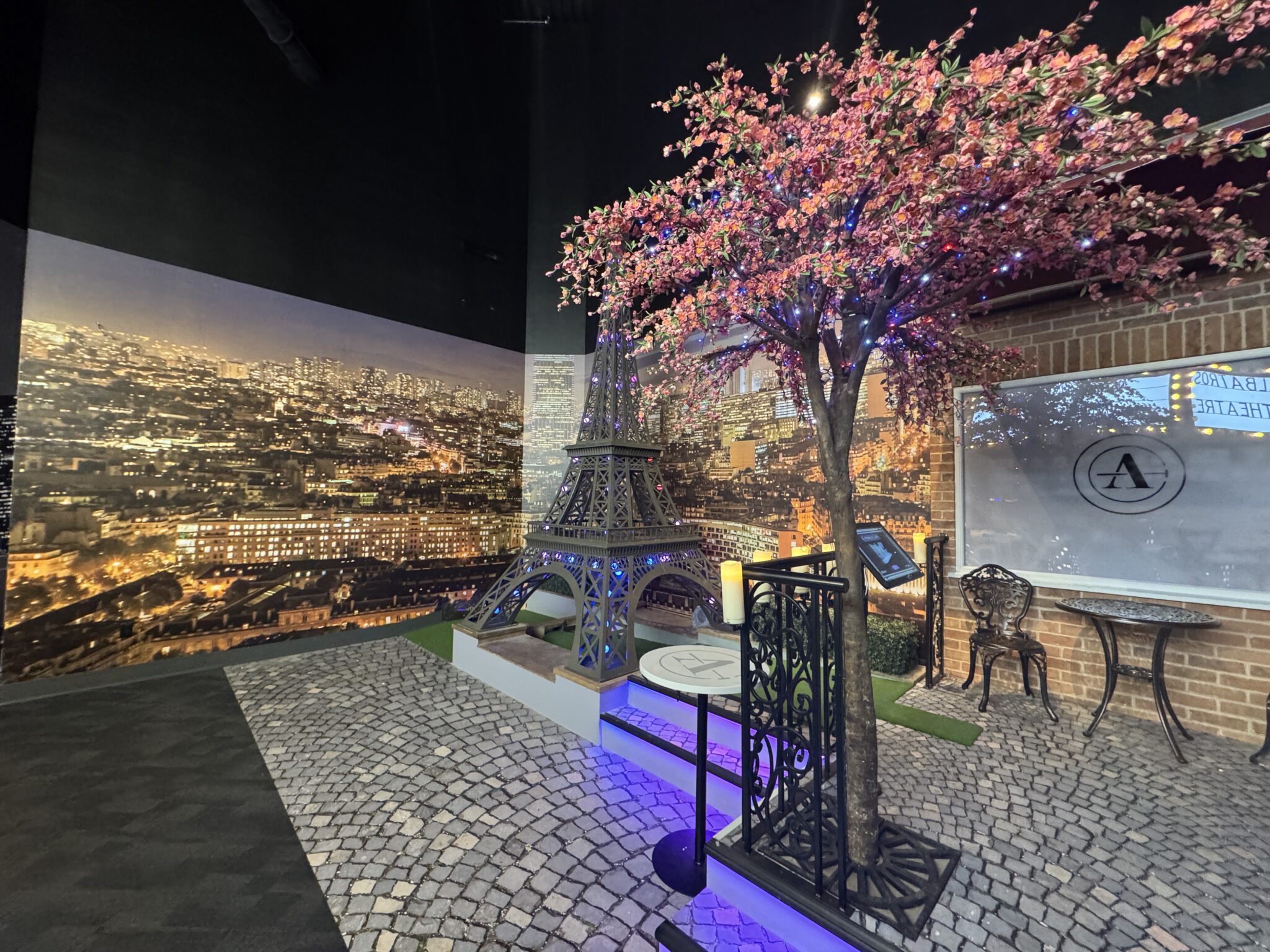 Albatross is the Luxury Mini Golf and Bowling Entertainment Complex We ...