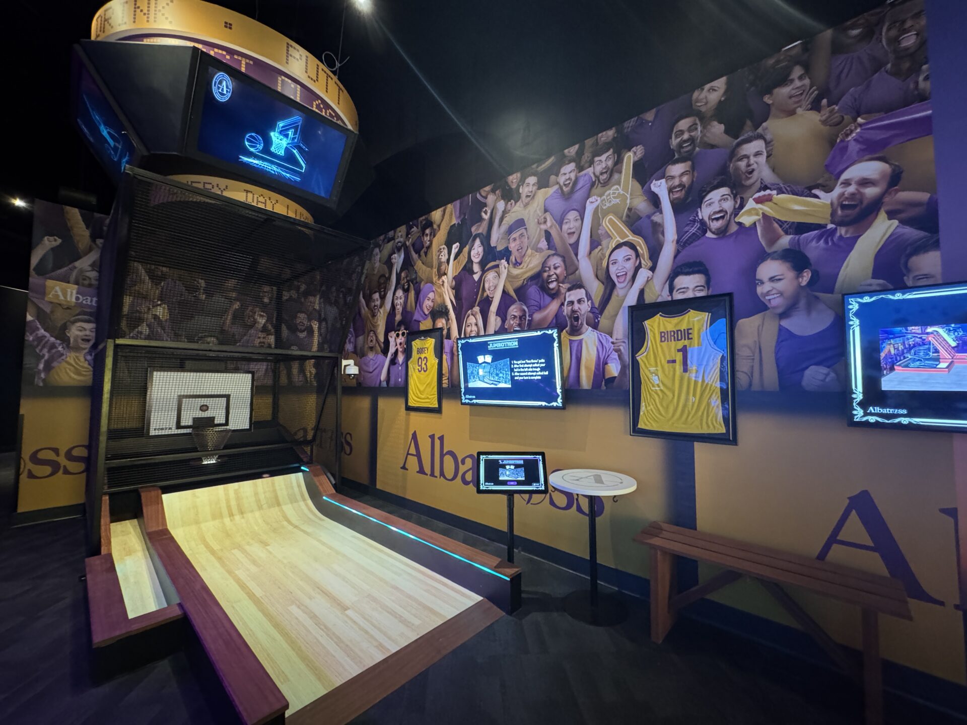 Albatross is the Luxury Mini Golf and Bowling Entertainment Complex We ...