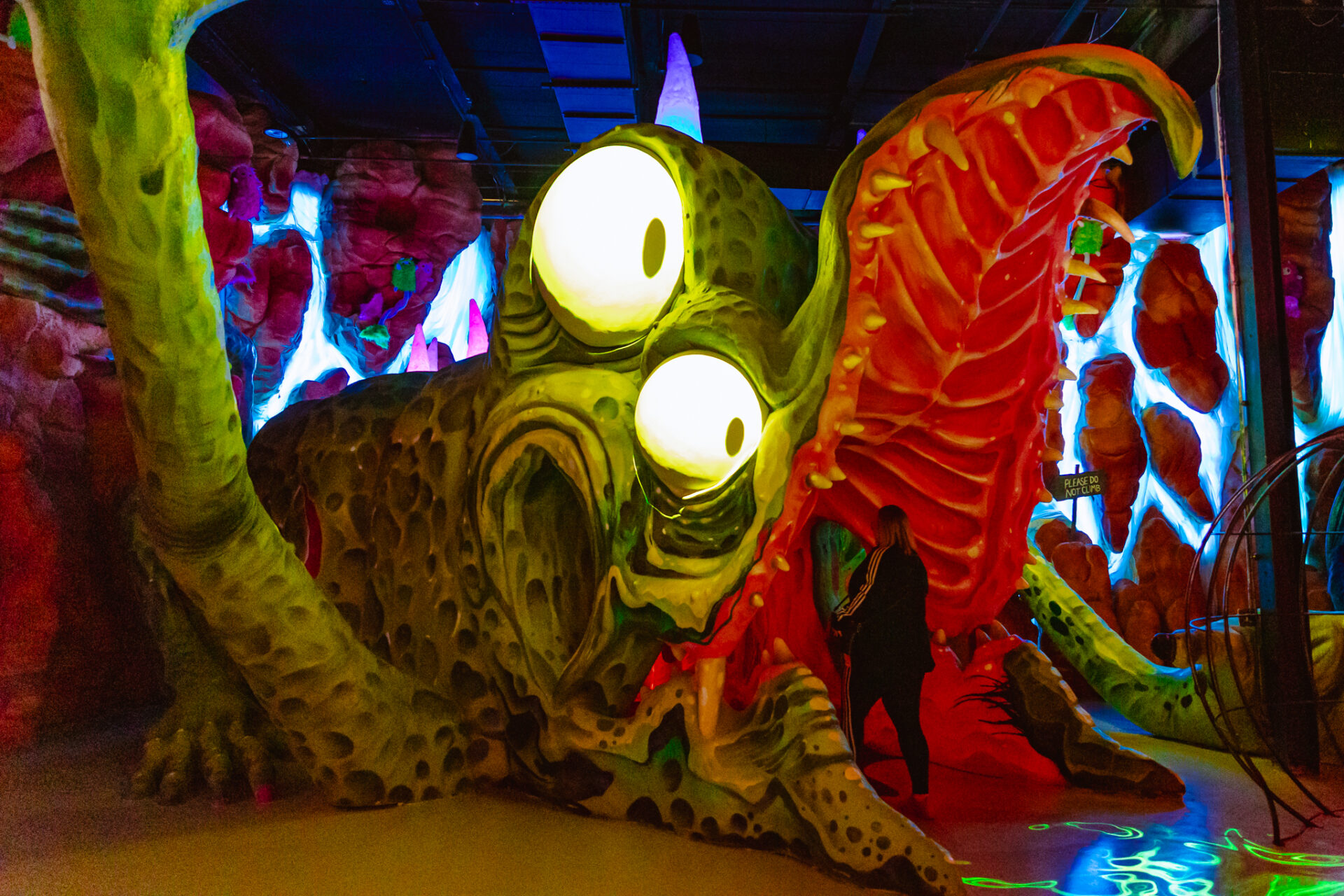 Otherworld Philadelphia is an Out-of-This-World Immersive Experience ...