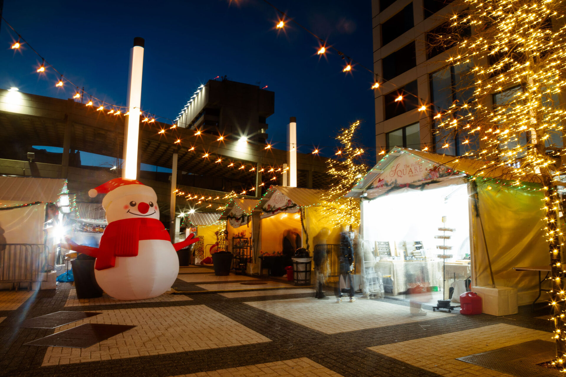 Holiday Square Market at Magnolia Landing - NJ Family